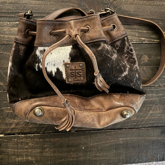 STS Ranchwear | Bags | Sts Ranch Wear Tell Texas Cowhide Satchel Purse ...